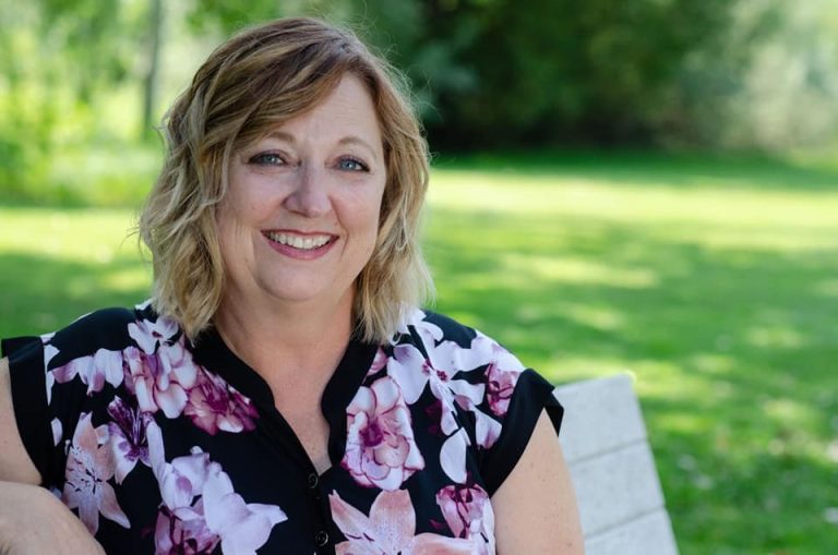 About – Treasured Lives